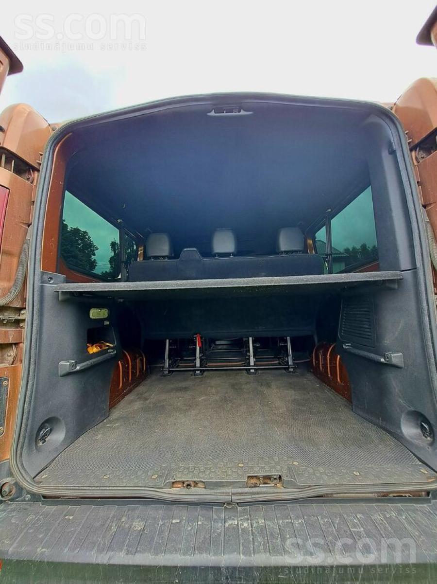 Brūns Renault Trafic 2016 Rīga, ar dzinēja tilpumu 1.60 L un nobraukumu 305 tūkst. km par 11500 €, foto 4 vietnē AUTOMOTO.COM.LV