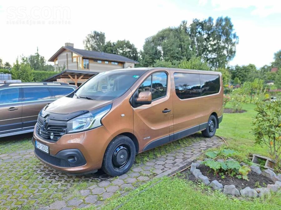 Brūns Renault Trafic 2016 Rīga, ar dzinēja tilpumu 1.60 L un nobraukumu 305 tūkst. km par 11500 €, foto 7 vietnē AUTOMOTO.COM.LV