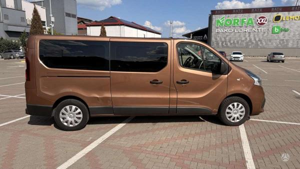 Brown Renault Trafic 2019 in Kaunas, with an engine capacity of 1.60 L and mileage of 138 thousand km for 12000 €, photo 7 on AUTOMOTO.COM.LV