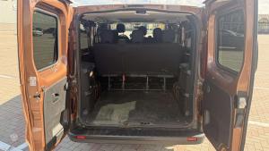 Brūns Renault Trafic 2019 Kauņa, ar dzinēja tilpumu 1.60 L un nobraukumu 138 tūkst. km par 12000 €, foto 10 vietnē AUTOMOTO.COM.LV