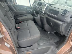 Brūns Renault Trafic 2020 Rīga, ar dzinēja tilpumu 2.00 L un nobraukumu 220 tūkst. km par 12150 €, foto 10 vietnē AUTOMOTO.COM.LV