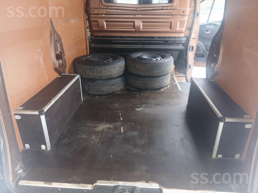 Brūns Renault Trafic 2020 Rīga, ar dzinēja tilpumu 2.00 L un nobraukumu 220 tūkst. km par 12150 €, foto 16 vietnē AUTOMOTO.COM.LV