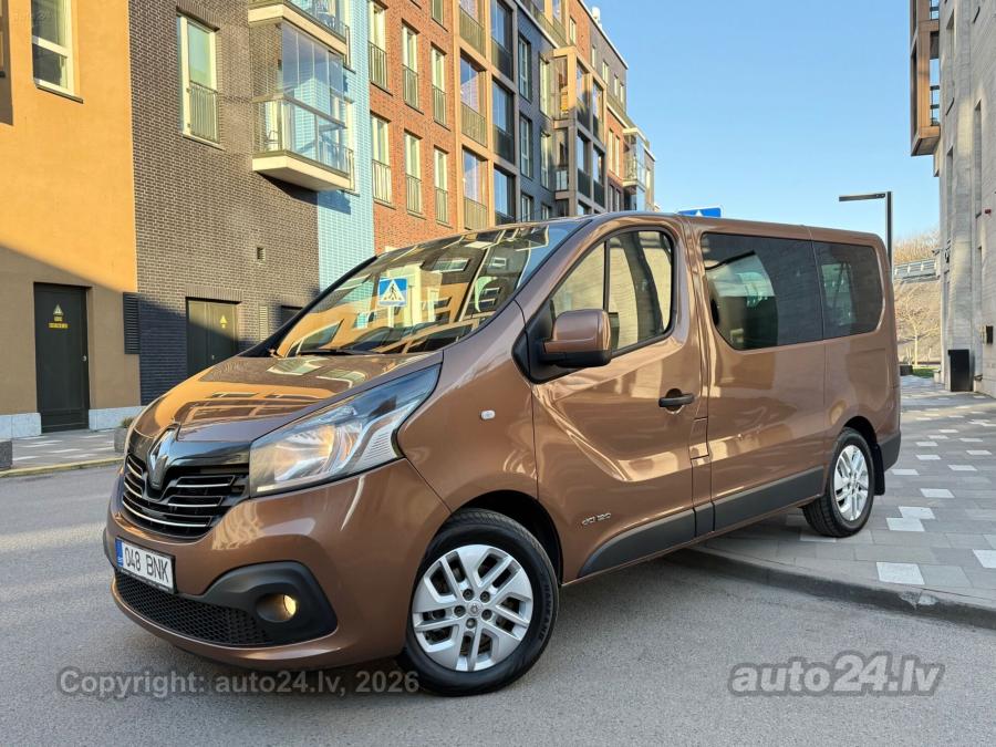 Brown Renault Trafic 2015 in Tallinn, with an engine capacity of 1.60 L and mileage of 203 thousand km for 13999 €, photo 11 on AUTOMOTO.COM.LV