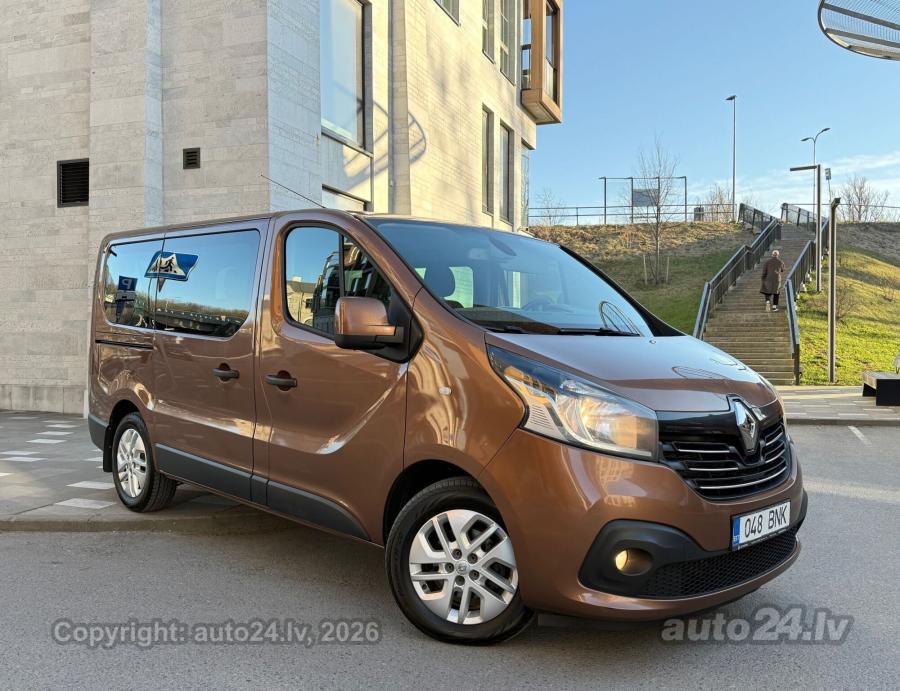 Brown Renault Trafic 2015 in Tallinn, with an engine capacity of 1.60 L and mileage of 203 thousand km for 13999 €, photo 13 on AUTOMOTO.COM.LV