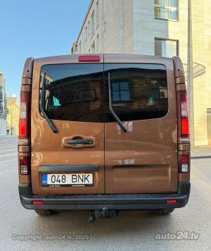 Brown Renault Trafic 2015 in Tallinn, with an engine capacity of 1.60 L and mileage of 203 thousand km for 13999 €, photo 14 on AUTOMOTO.COM.LV