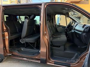 Brown Renault Trafic 2015 in Tallinn, with an engine capacity of 1.60 L and mileage of 203 thousand km for 13999 €, photo 15 on AUTOMOTO.COM.LV