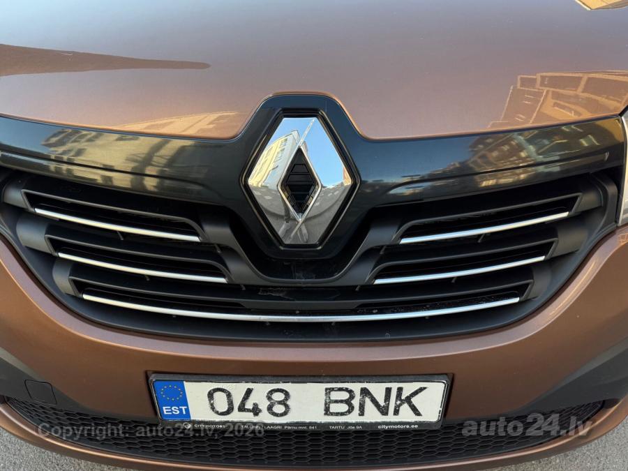Brown Renault Trafic 2015 in Tallinn, with an engine capacity of 1.60 L and mileage of 203 thousand km for 13999 €, photo 27 on AUTOMOTO.COM.LV