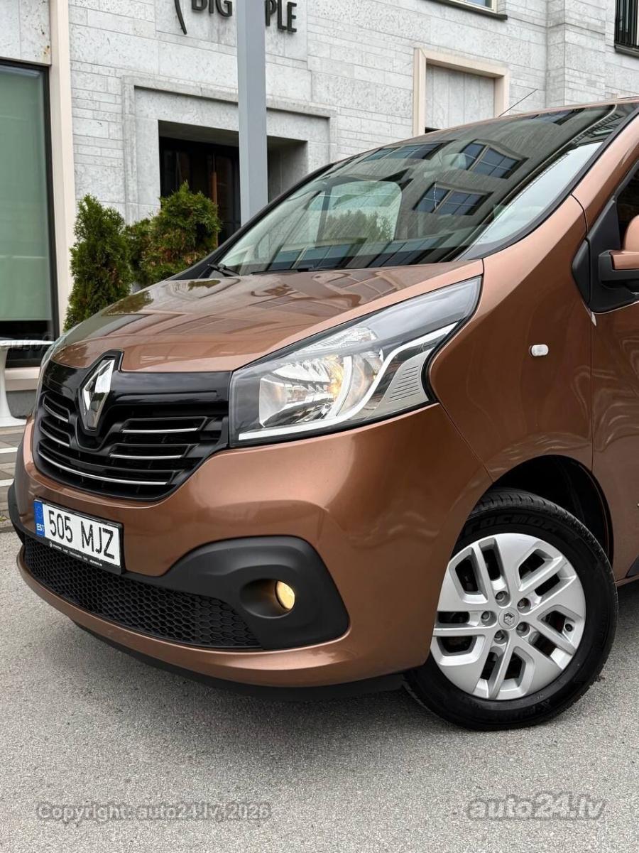 Brūns Renault Trafic 2015 Tallina, ar dzinēja tilpumu 1.60 L un nobraukumu 184 tūkst. km par 12999 €, foto 6 vietnē AUTOMOTO.COM.LV