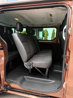 Brūns Renault Trafic 2015 Tallina, ar dzinēja tilpumu 1.60 L un nobraukumu 184 tūkst. km par 12999 €, foto 21 vietnē AUTOMOTO.COM.LV
