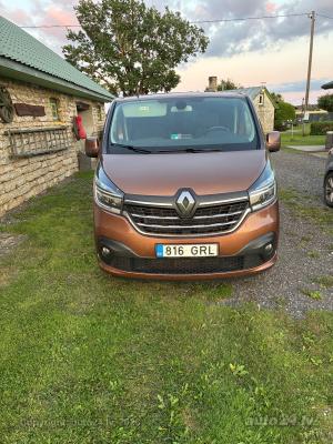 Brown Renault Trafic 2021 in Kunda, with an engine capacity of 2.00 L and mileage of 255 thousand km for 17800 €, photo 4 on AUTOMOTO.COM.LV