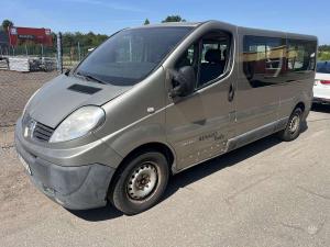 Green Renault Trafic 2007 in Telschi, with an engine capacity of 2.50 L and mileage of 0 thousand km for 3500 €, photo 7 on AUTOMOTO.COM.LV
