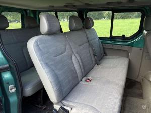Green Renault Trafic 2007 in Alytus, with an engine capacity of 2.00 L and mileage of 400 thousand km for 2800 €, photo 7 on AUTOMOTO.COM.LV