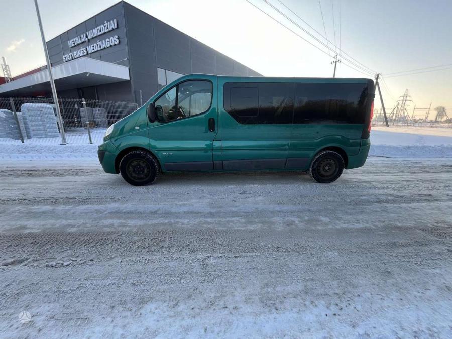 Zaļš Renault Trafic 2008 Tauragė, ar dzinēja tilpumu 2.00 L un nobraukumu 179 tūkst. km par 6299 €, foto 5 vietnē AUTOMOTO.COM.LV