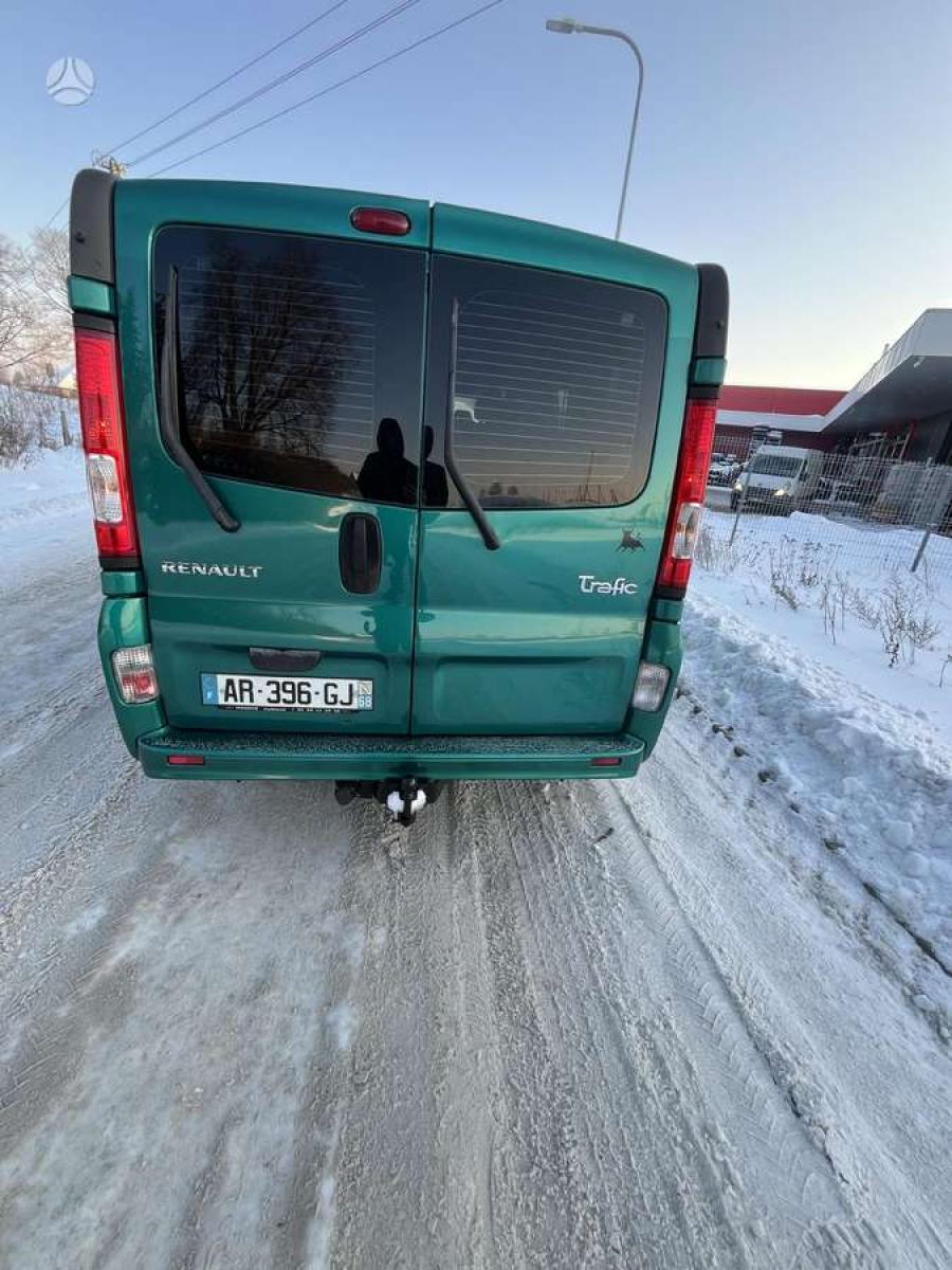 Zaļš Renault Trafic 2008 Tauragė, ar dzinēja tilpumu 2.00 L un nobraukumu 179 tūkst. km par 6299 €, foto 8 vietnē AUTOMOTO.COM.LV