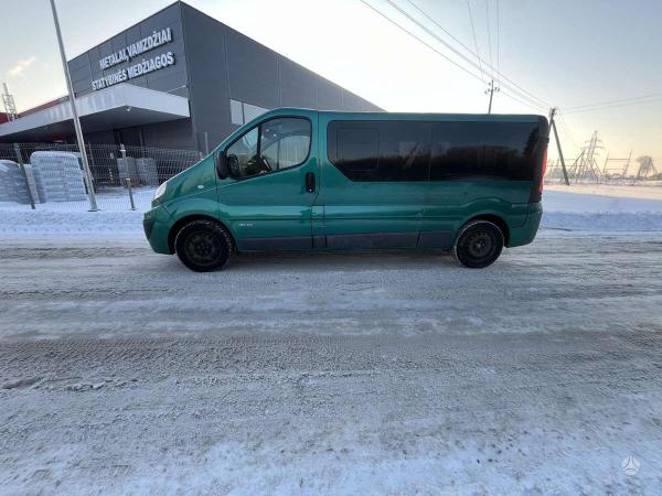 Zaļš Renault Trafic 2008 Tauragė, ar dzinēja tilpumu 2.00 L un nobraukumu 176 tūkst. km par 5800 €, foto 1 vietnē AUTOMOTO.COM.LV