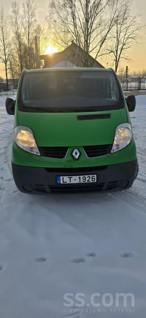 Zaļš Renault Trafic 2012 Valmiera, ar dzinēja tilpumu 2.00 L un nobraukumu 472 tūkst. km par 2800 €, foto 3 vietnē AUTOMOTO.COM.LV