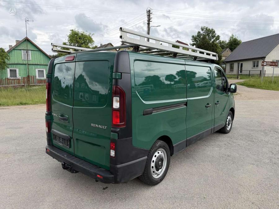 Zaļš Renault Trafic 2017 Skaudvilė, ar dzinēja tilpumu 1.60 L un nobraukumu 198 tūkst. km par 6650 €, foto 8 vietnē AUTOMOTO.COM.LV