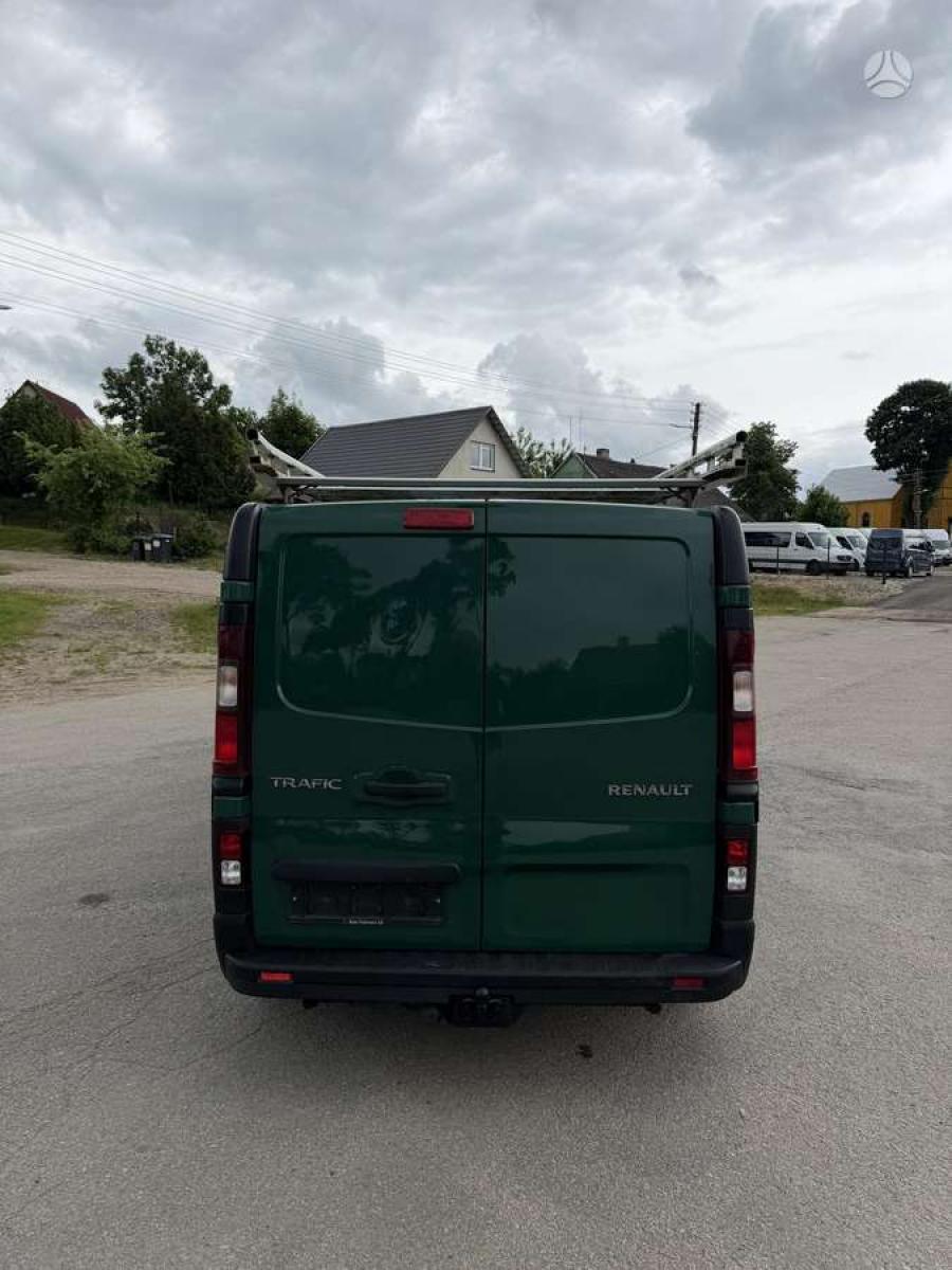 Zaļš Renault Trafic 2017 Skaudvilė, ar dzinēja tilpumu 1.60 L un nobraukumu 198 tūkst. km par 6650 €, foto 9 vietnē AUTOMOTO.COM.LV