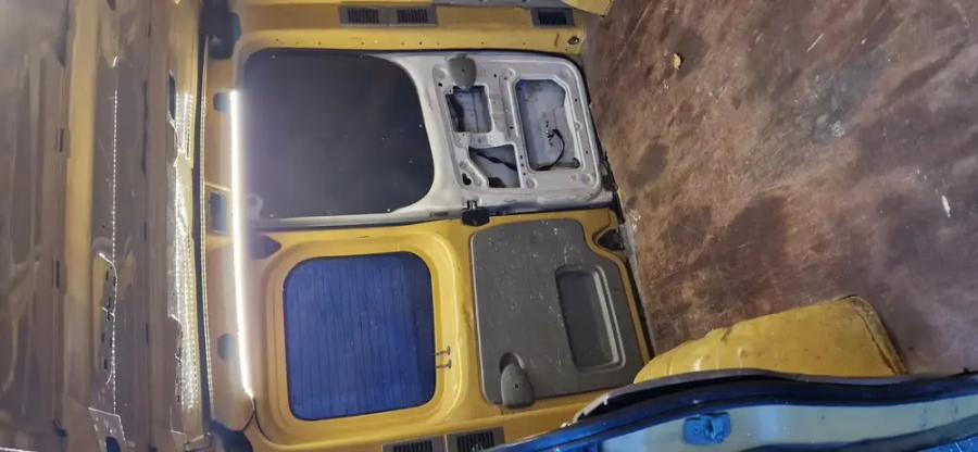 Green Renault Trafic 2001 in Daugavpils, with an engine capacity of 1.90 L and mileage of 307 thousand km for 1500 €, photo 14 on AUTOMOTO.COM.LV