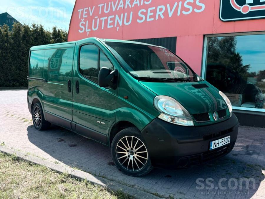Green Renault Trafic 2002 in Bauska, with an engine capacity of 1.90 L and mileage of 0 thousand km for 3300 €, photo 1 on AUTOMOTO.COM.LV