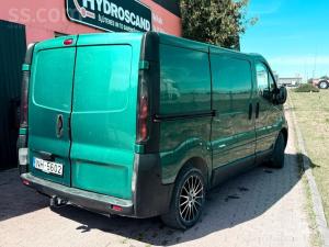 Green Renault Trafic 2002 in Bauska, with an engine capacity of 1.90 L and mileage of 0 thousand km for 3300 €, photo 5 on AUTOMOTO.COM.LV