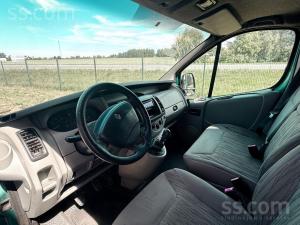 Green Renault Trafic 2002 in Bauska, with an engine capacity of 1.90 L and mileage of 0 thousand km for 3300 €, photo 12 on AUTOMOTO.COM.LV