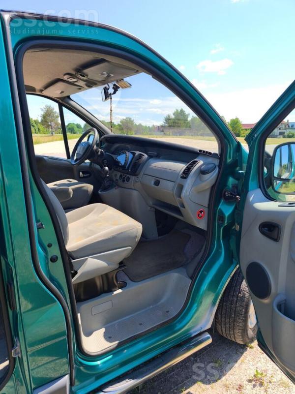 Zaļš Renault Trafic 2004 Rīga, ar dzinēja tilpumu 2.50 L un nobraukumu 332 tūkst. km par 5015 €, foto 6 vietnē AUTOMOTO.COM.LV