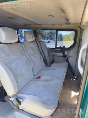 Zaļš Renault Trafic 2004 Rīga, ar dzinēja tilpumu 2.50 L un nobraukumu 332 tūkst. km par 5015 €, foto 8 vietnē AUTOMOTO.COM.LV