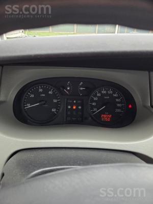 Zaļš Renault Trafic 2004 Rīga, ar dzinēja tilpumu 1.90 L un nobraukumu 246 tūkst. km par 4790 €, foto 13 vietnē AUTOMOTO.COM.LV