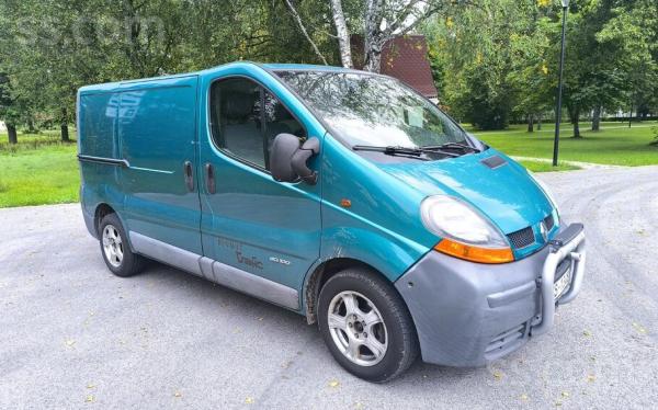 Zaļš Renault Trafic 2005 Valmiera, ar dzinēja tilpumu 2.00 L un nobraukumu 249 tūkst. km par 3540 €, foto 4 vietnē AUTOMOTO.COM.LV