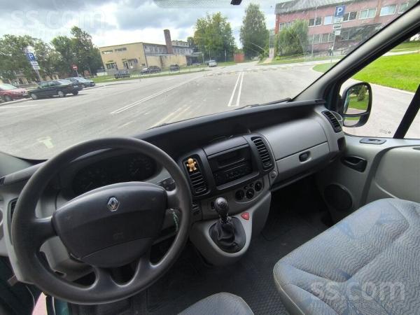 Zaļš Renault Trafic 2005 Valmiera, ar dzinēja tilpumu 2.00 L un nobraukumu 249 tūkst. km par 3540 €, foto 8 vietnē AUTOMOTO.COM.LV
