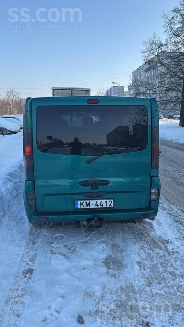 Zaļš Renault Trafic 2006 Rīga, ar dzinēja tilpumu 2.50 L un nobraukumu 380 tūkst. km par 4100 €, foto 2 vietnē AUTOMOTO.COM.LV
