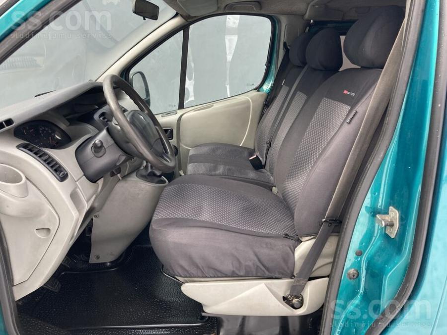 Zaļš Renault Trafic 2006 Ogre, ar dzinēja tilpumu 2.50 L un nobraukumu 362 tūkst. km par 3950 €, foto 9 vietnē AUTOMOTO.COM.LV