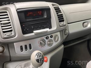Zaļš Renault Trafic 2007 Jelgava, ar dzinēja tilpumu 2.00 L un nobraukumu 339 tūkst. km par 9990 €, foto 15 vietnē AUTOMOTO.COM.LV