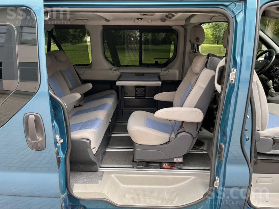 Zaļš Renault Trafic 2007 Jelgava, ar dzinēja tilpumu 2.00 L un nobraukumu 339 tūkst. km par 9990 €, foto 19 vietnē AUTOMOTO.COM.LV