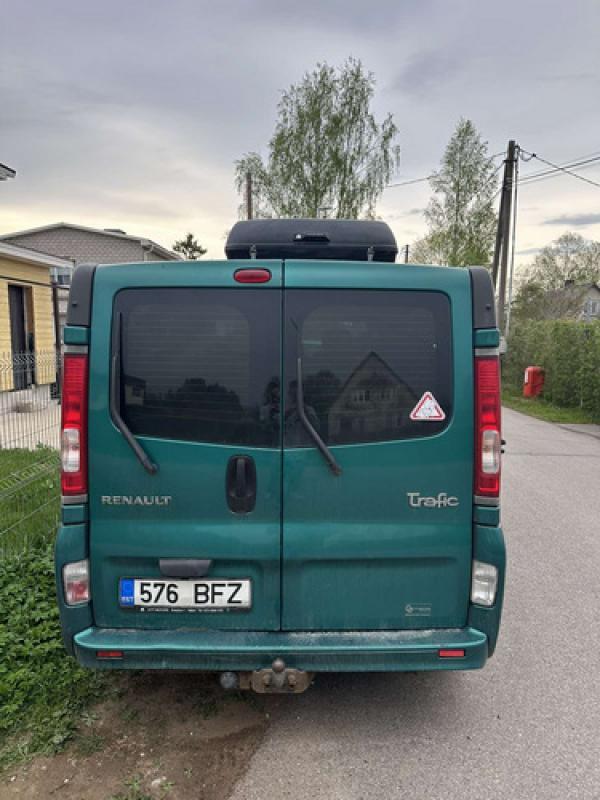 Zaļš Renault Trafic 2011 Kohtla-Jerve, ar dzinēja tilpumu 2.00 L un nobraukumu 0 tūkst. km par 6300 €, foto 7 vietnē AUTOMOTO.COM.LV