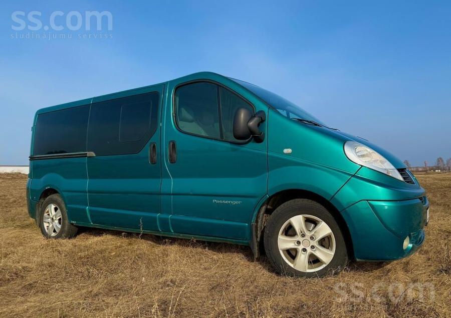 Green Renault Trafic 2012 in Riga, with an engine capacity of 2.00 L and mileage of 333 thousand km for 4900 €, photo 5 on AUTOMOTO.COM.LV