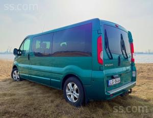 Green Renault Trafic 2012 in Riga, with an engine capacity of 2.00 L and mileage of 333 thousand km for 4900 €, photo 6 on AUTOMOTO.COM.LV