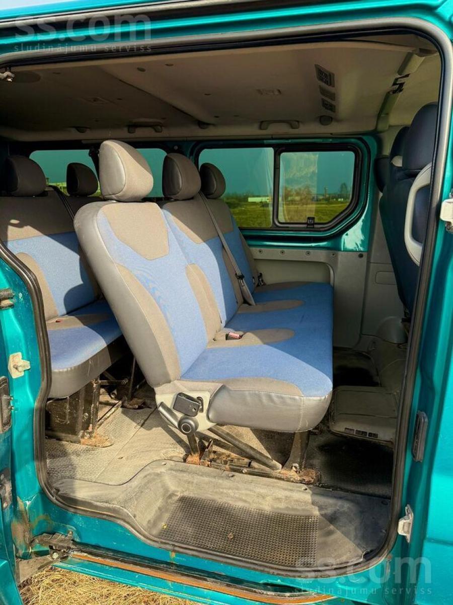 Green Renault Trafic 2012 in Riga, with an engine capacity of 2.00 L and mileage of 333 thousand km for 4900 €, photo 8 on AUTOMOTO.COM.LV