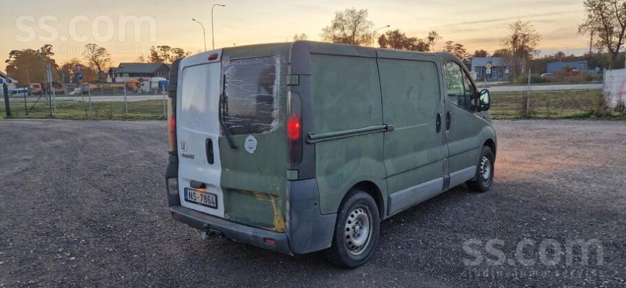 Zaļš Renault Trafic 2001 Daugavpils, ar dzinēja tilpumu 1.90 L un nobraukumu 307 tūkst. km par 1500 €, foto 3 vietnē AUTOMOTO.COM.LV
