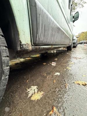 Green Renault Trafic 2003 in Vilnius, with an engine capacity of 1.87 L and mileage of 295 thousand km for 1500 €, photo 9 on AUTOMOTO.COM.LV