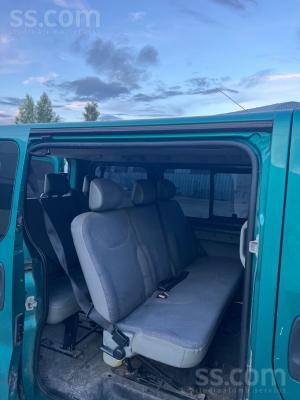 Green Renault Trafic 2003 in Riga, with an engine capacity of 1.90 L and mileage of 451 thousand km for 2650 €, photo 5 on AUTOMOTO.COM.LV