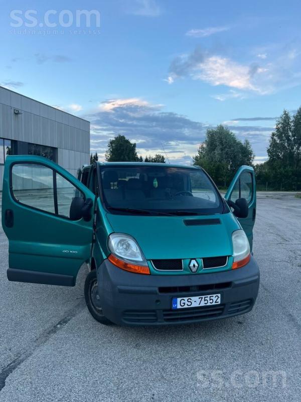 Zaļš Renault Trafic 2003 Rīga, ar dzinēja tilpumu 1.90 L un nobraukumu 451 tūkst. km par 2650 €, foto 6 vietnē AUTOMOTO.COM.LV