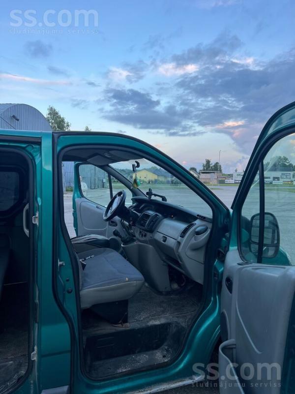 Zaļš Renault Trafic 2003 Rīga, ar dzinēja tilpumu 1.90 L un nobraukumu 451 tūkst. km par 2650 €, foto 7 vietnē AUTOMOTO.COM.LV