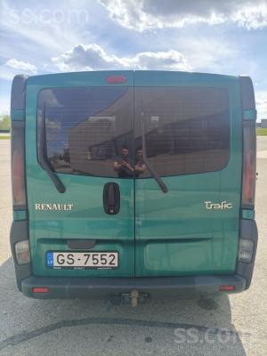 Green Renault Trafic 2003 in Riga, with an engine capacity of 1.90 L and mileage of 451 thousand km for 2650 €, photo 13 on AUTOMOTO.COM.LV