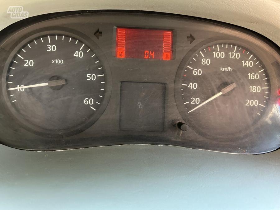Green Renault Trafic 2006 in Vilnius, with an engine capacity of 2.50 L and mileage of 1 thousand km for 1790 €, photo 9 on AUTOMOTO.COM.LV