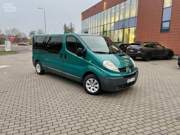 Green Renault Trafic 2008 in Utena, with an engine capacity of 2.00 L and mileage of 292 thousand km for 6999 €, photo 1 on AUTOMOTO.COM.LV