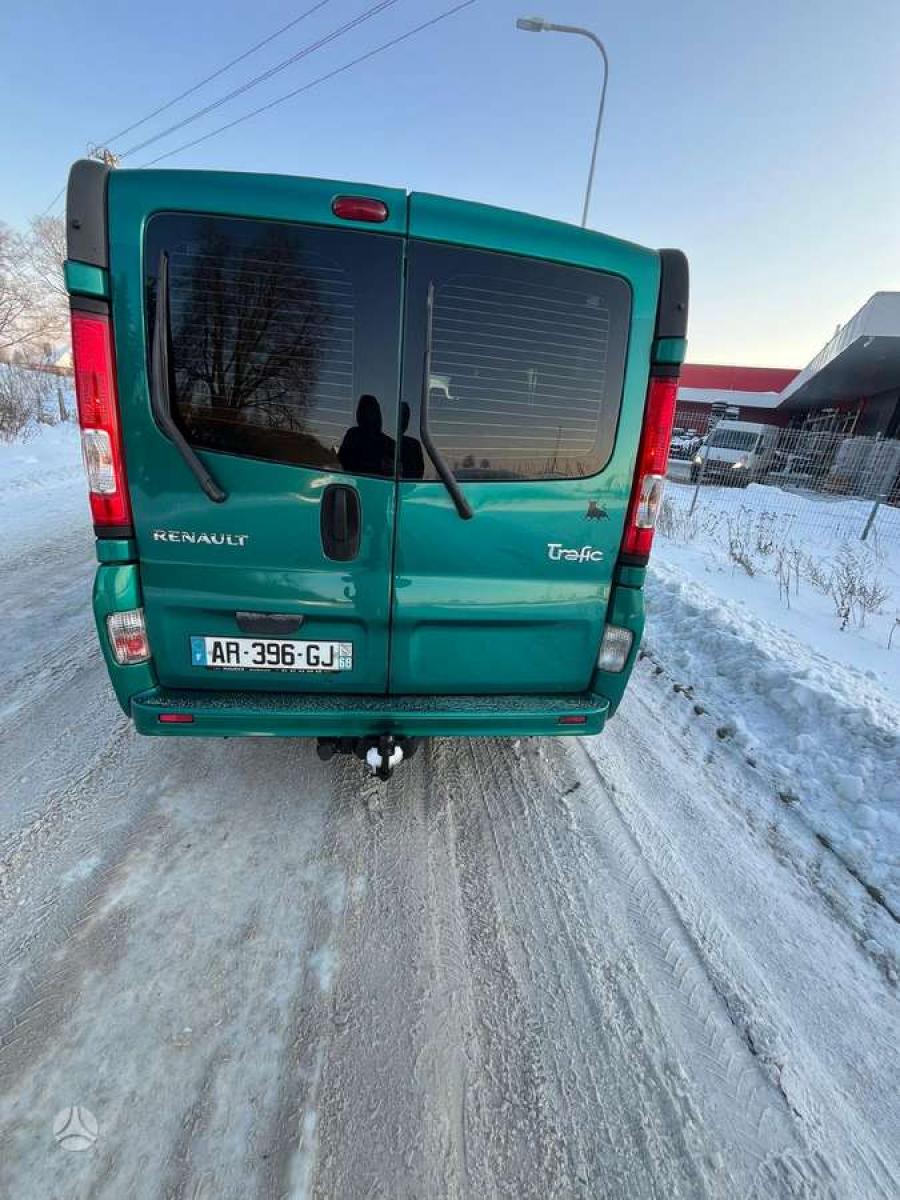 Zaļš Renault Trafic 2008 Tauragė, ar dzinēja tilpumu 2.00 L un nobraukumu 176 tūkst. km par 5800 €, foto 7 vietnē AUTOMOTO.COM.LV