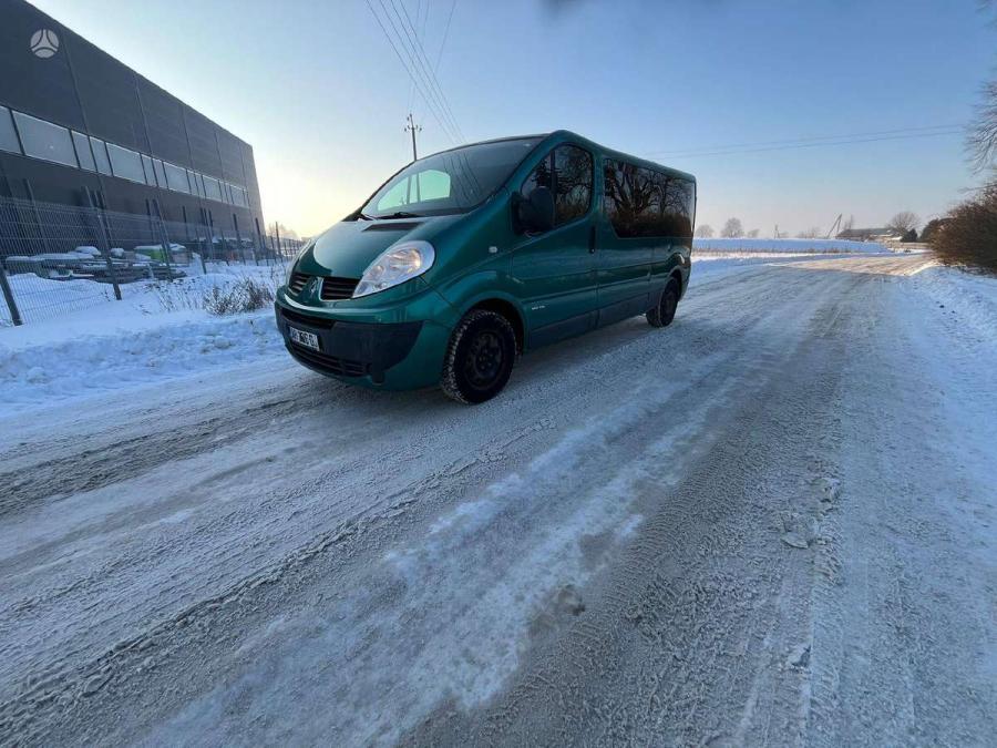 Zaļš Renault Trafic 2008 Tauragė, ar dzinēja tilpumu 2.00 L un nobraukumu 176 tūkst. km par 5800 €, foto 8 vietnē AUTOMOTO.COM.LV