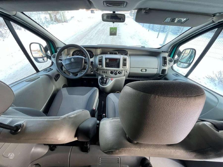 Zaļš Renault Trafic 2008 Tauragė, ar dzinēja tilpumu 2.00 L un nobraukumu 176 tūkst. km par 5800 €, foto 9 vietnē AUTOMOTO.COM.LV